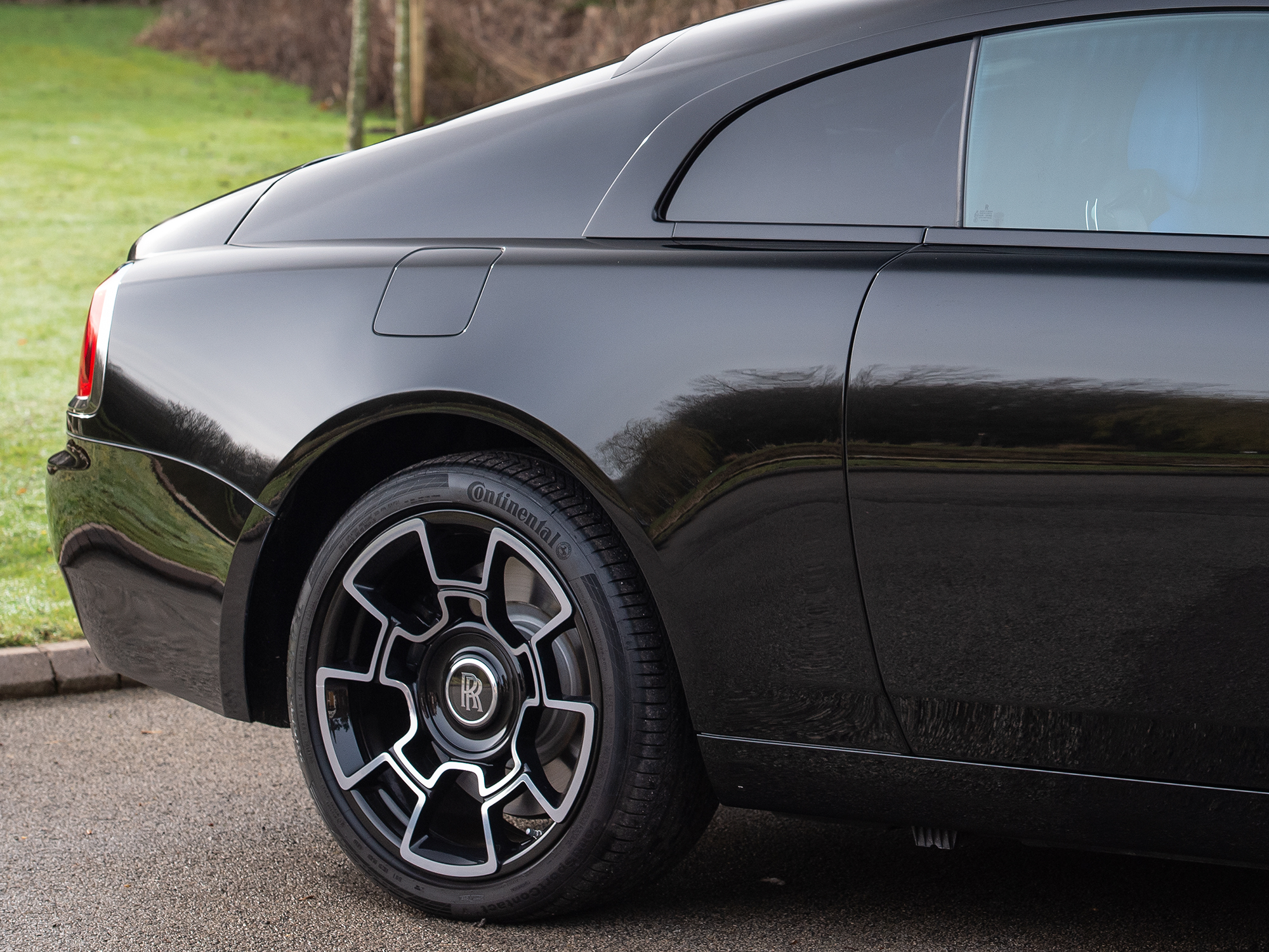 ROLLS-ROYCE Wraith - UH25530 - Tom Hartley Jnr