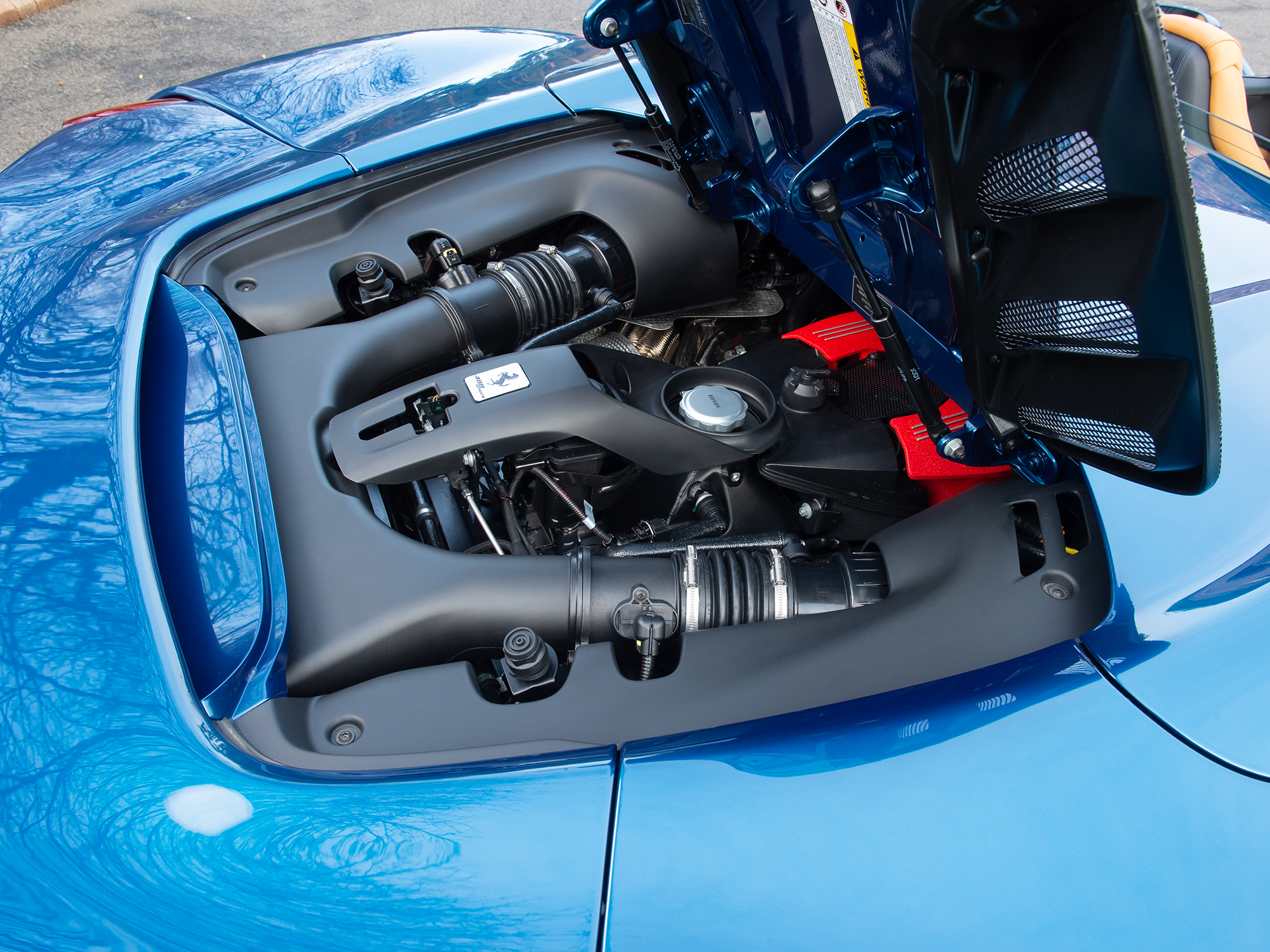 FERRARI 488 Spider - 236521 - Tom Hartley Jnr