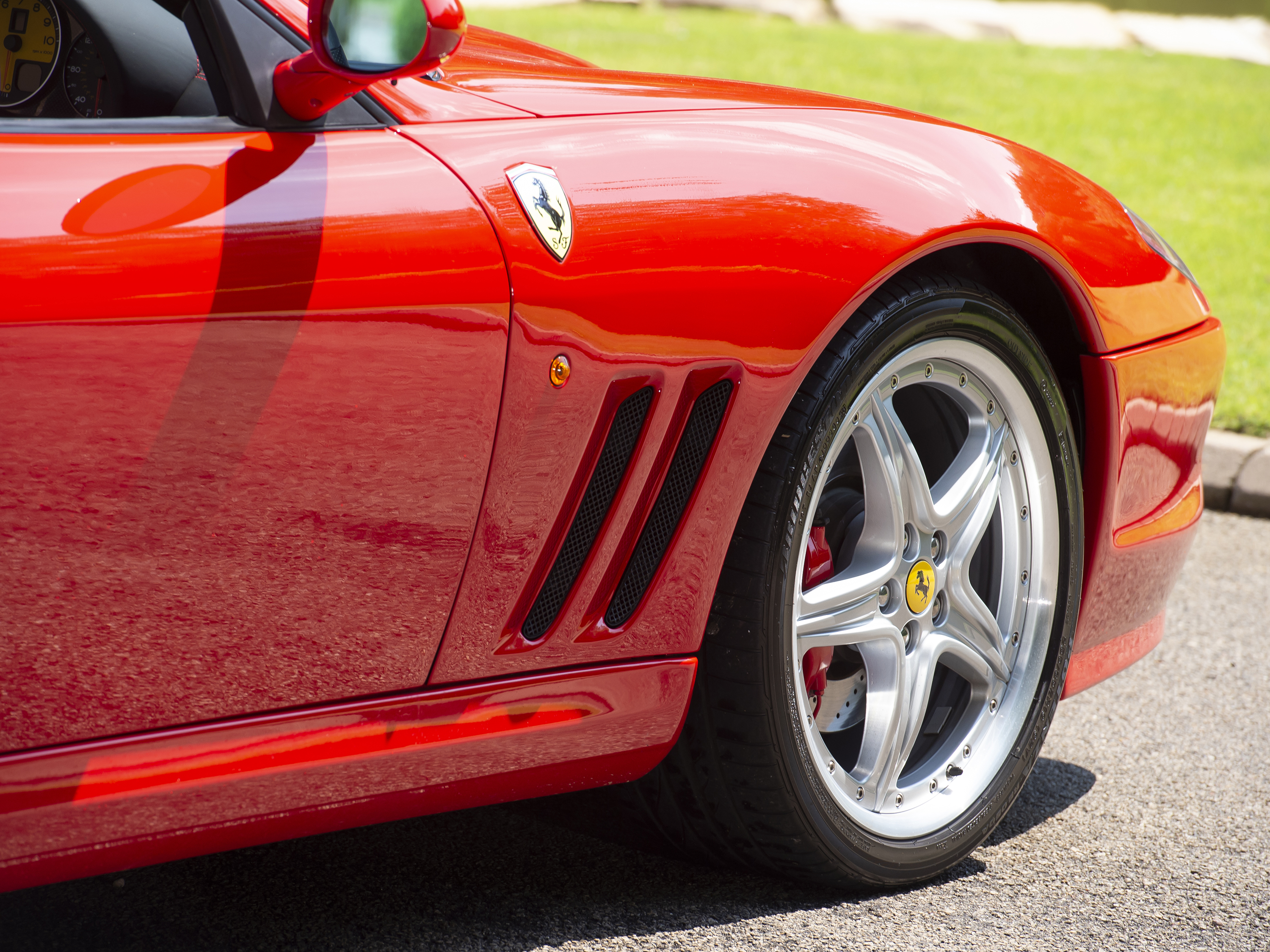 FERRARI 575 Superamerica - 146379 - Tom Hartley Jnr