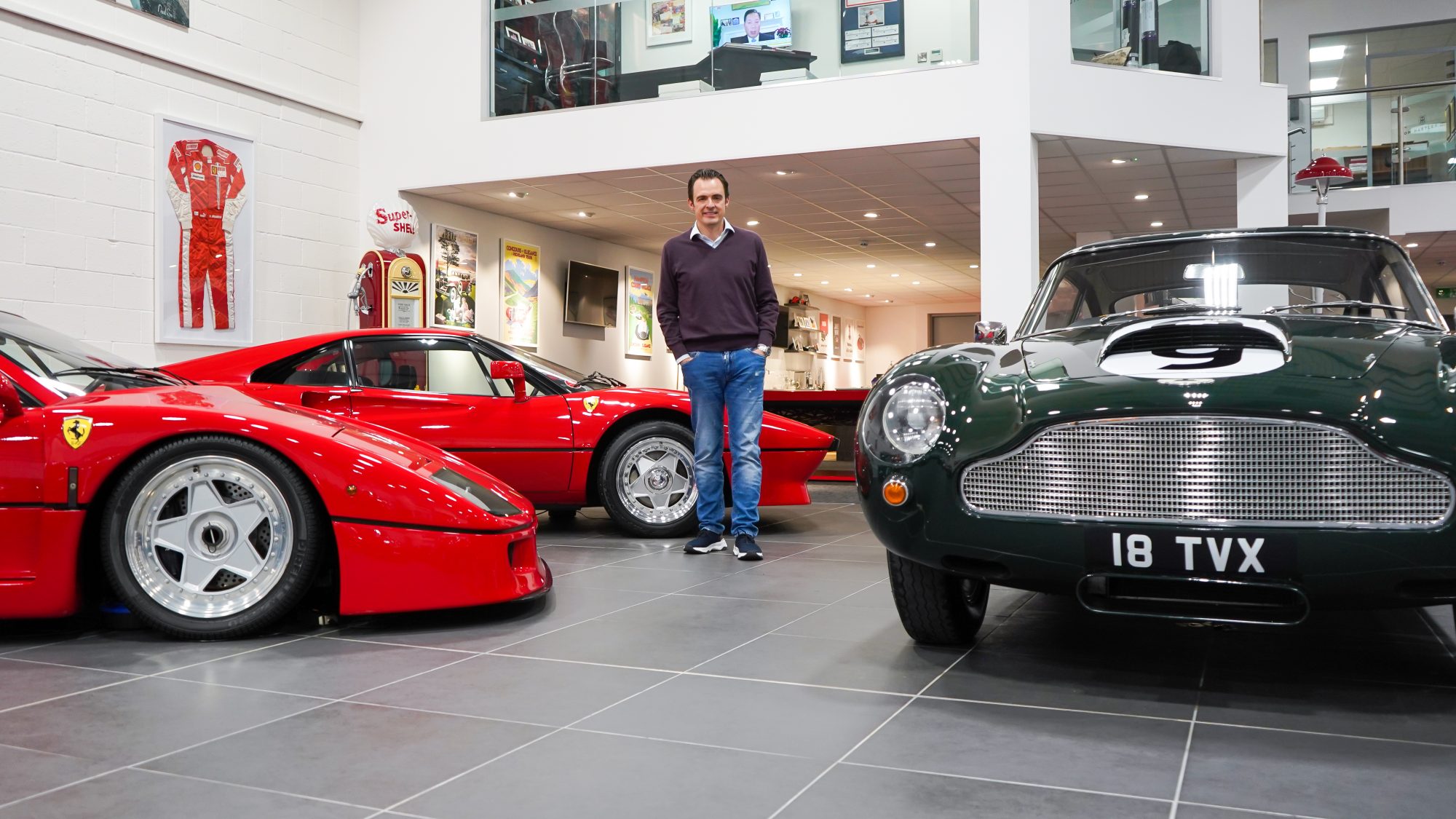 Showroom Tour - Tom Hartley Jnr