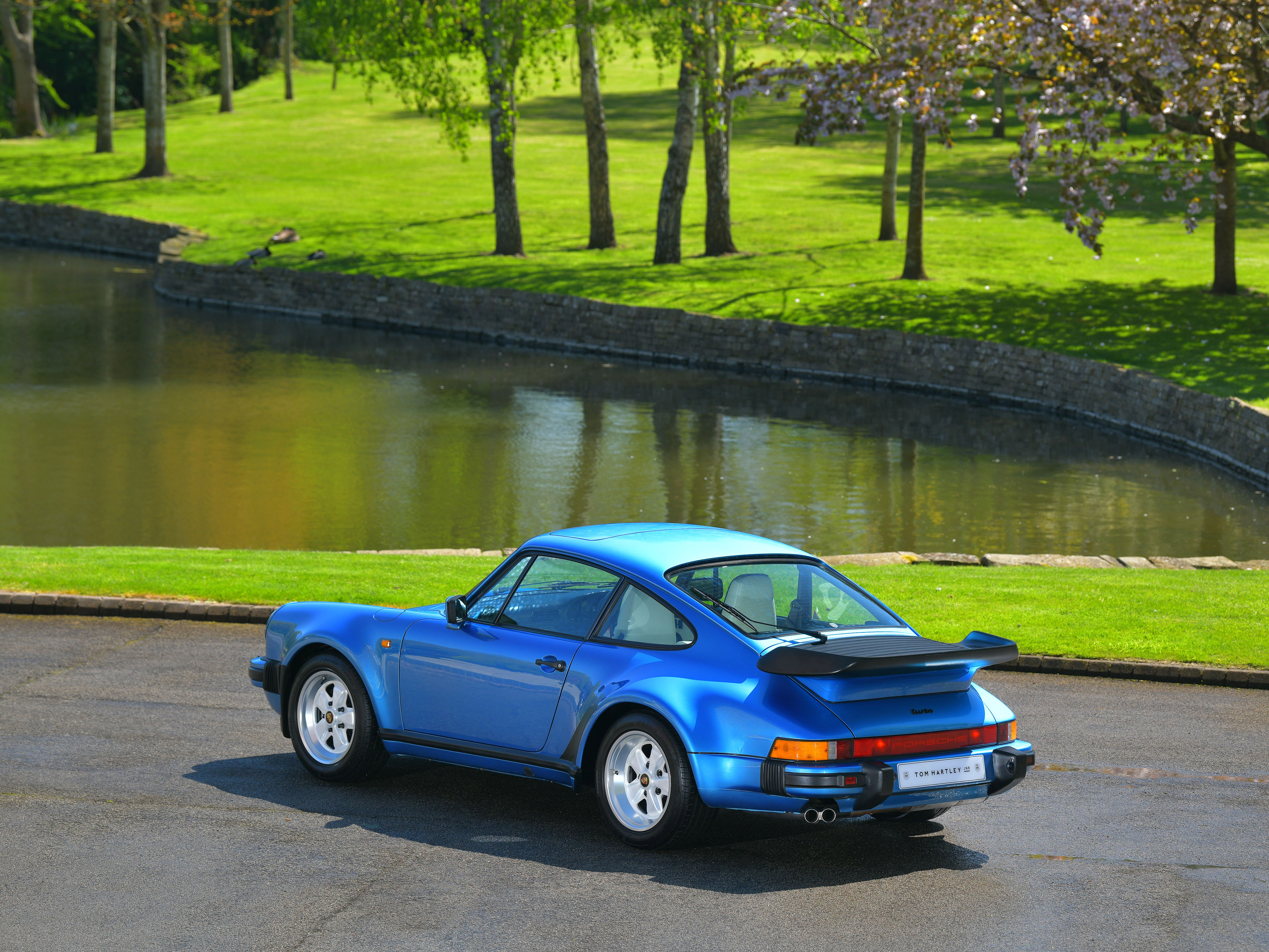 PORSCHE 911 Turbo (930) - 000458 - Tom Hartley Jnr
